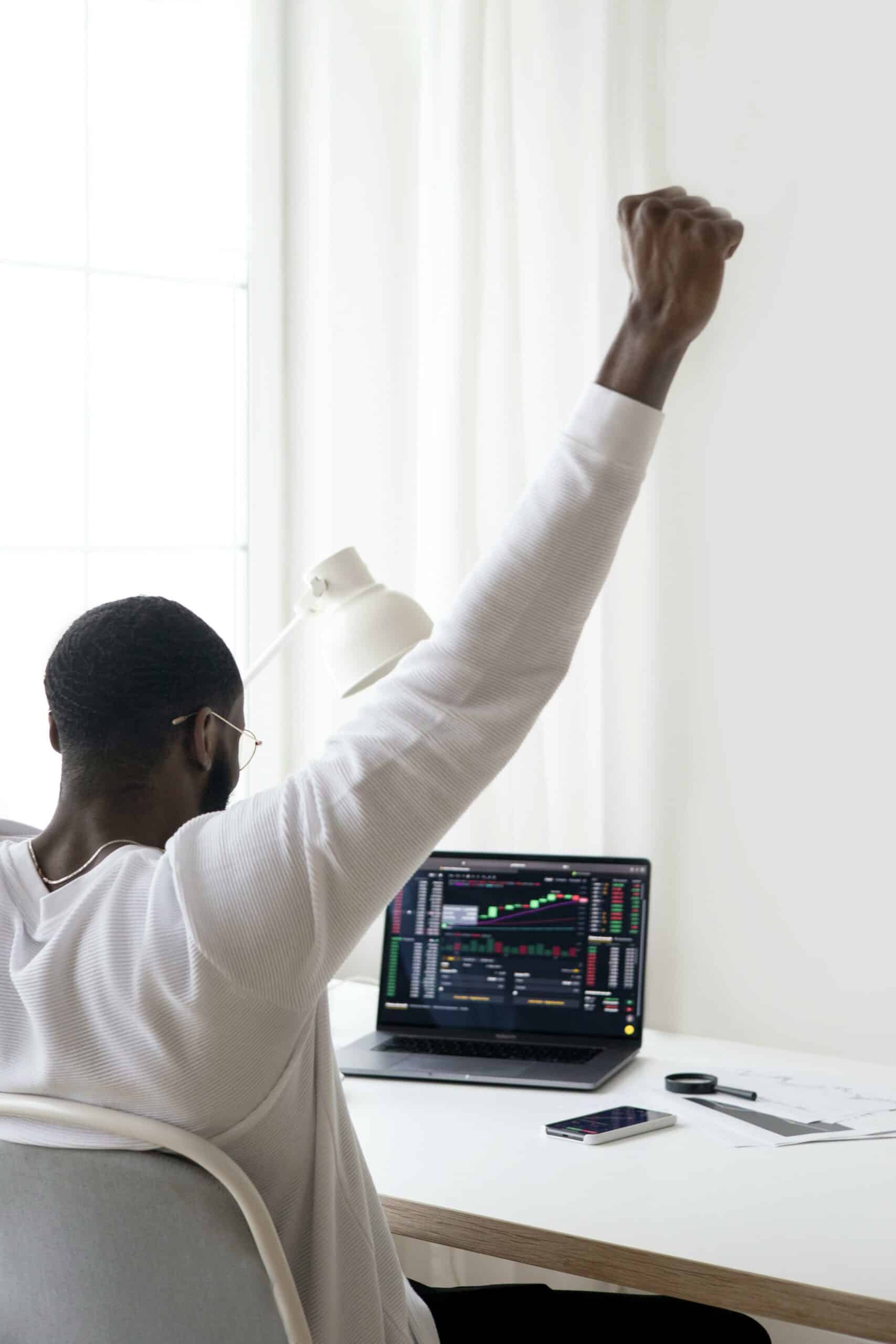 Investing with an ITIN vs SSN - What’s the Difference? • Immigrant Finance